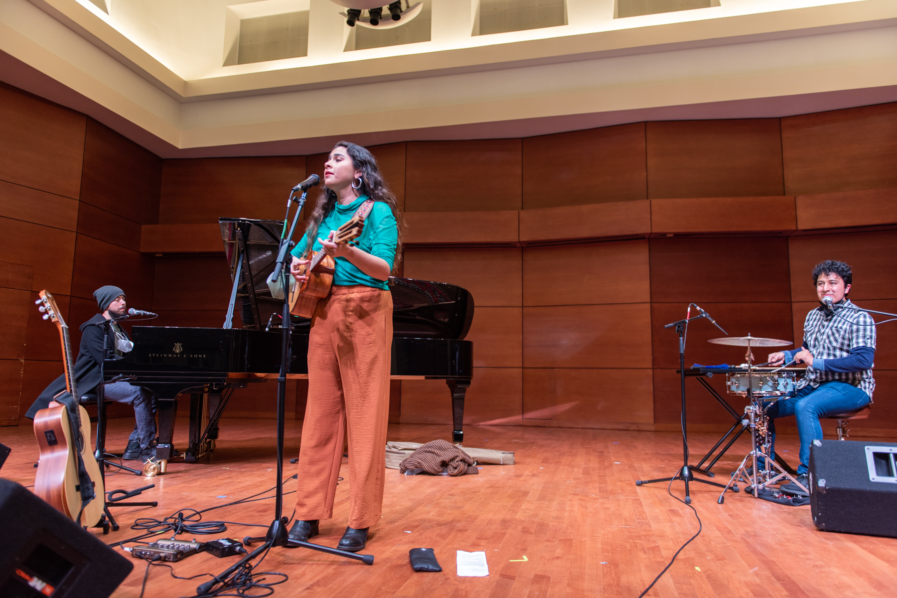 Rising Mexican star Silvana Estrada wows UNCG audience - UNCG Magazine